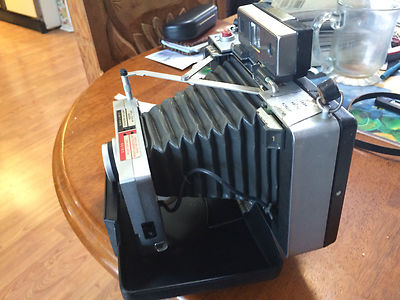 Antique Vintage Polaroid Land Camera Automatic 100 from the early 60S ...