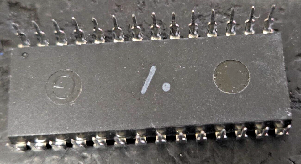 ADC0809CCN NSC 24-PIN DIP ADC0809 0809CCN *NOS*8-Bit μP Compatible A/D ...