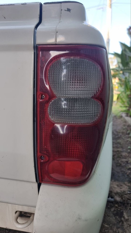 Proton Jumbuck Left LHS + Right RHS Tail lights 02/2003 to 12/2010 ...