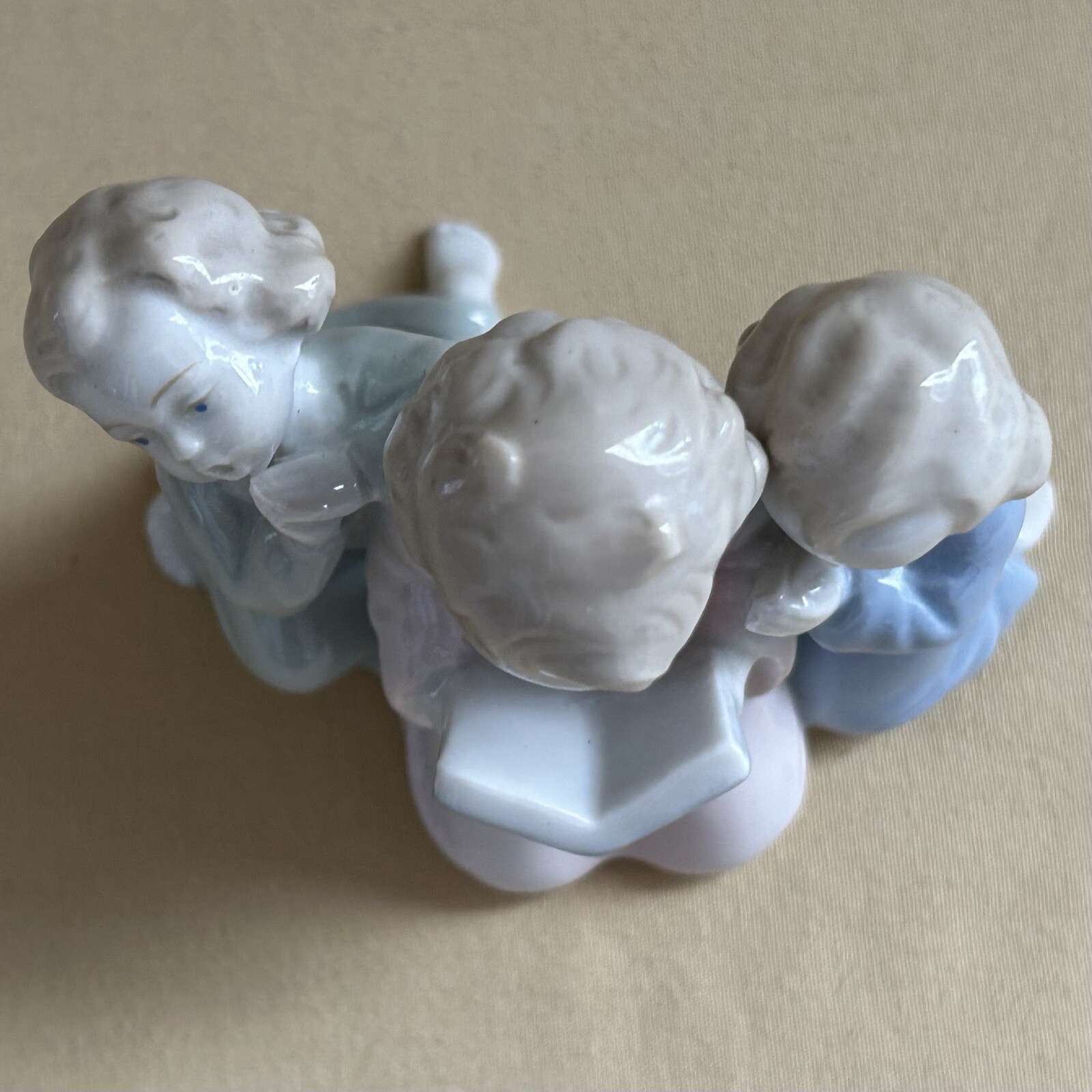 Metzler & Ortloff Porcelain Figurine 3 Girls Praying Made in Germany | eBay