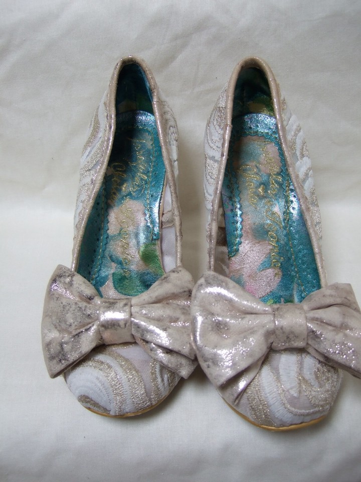 Irregular Choice Mal E Bow Cream/Gold High Heels Court Shoes Size 5 (38 ...