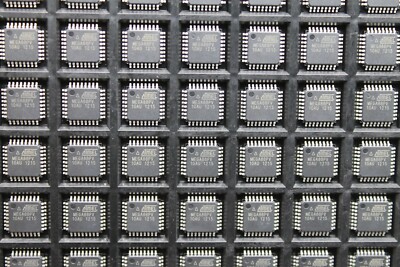 250pc Tray ATMEGA88PV-10AU Atmel 32pin Low-Power CMOS 8-bit AVR ...