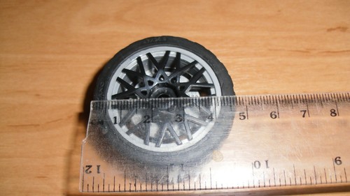 Meccano Four Plastic Wheel Grey Black Spoke and Rubber Tyre D424 C972 ...