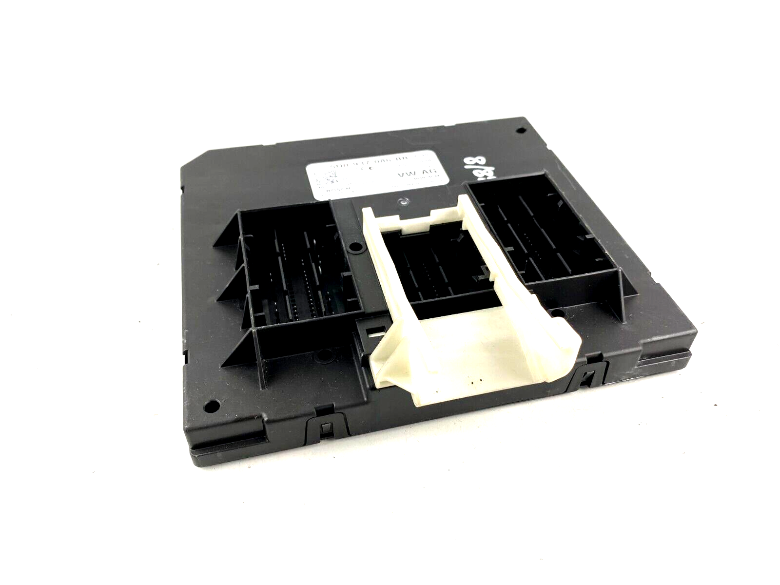 Volkswagen Passat B8 Body Comfort Convenience Control Module BCM ...