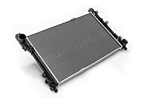 Premium Radiator For MERCEDES A209 C209 CL203 R171 S203 W171 W203 ...