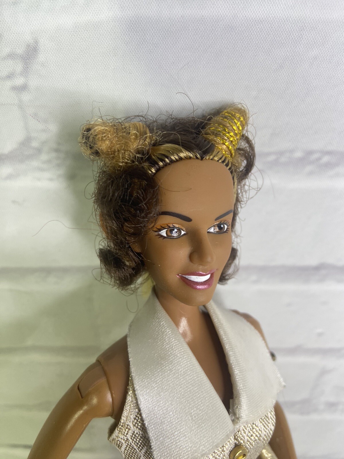 Scary Spice Hair Buns