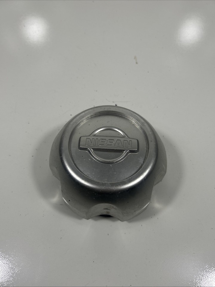 2000-2004 Nissan Frontier / XTerra wheel center cap 40315-1Z810 1Z800 ...
