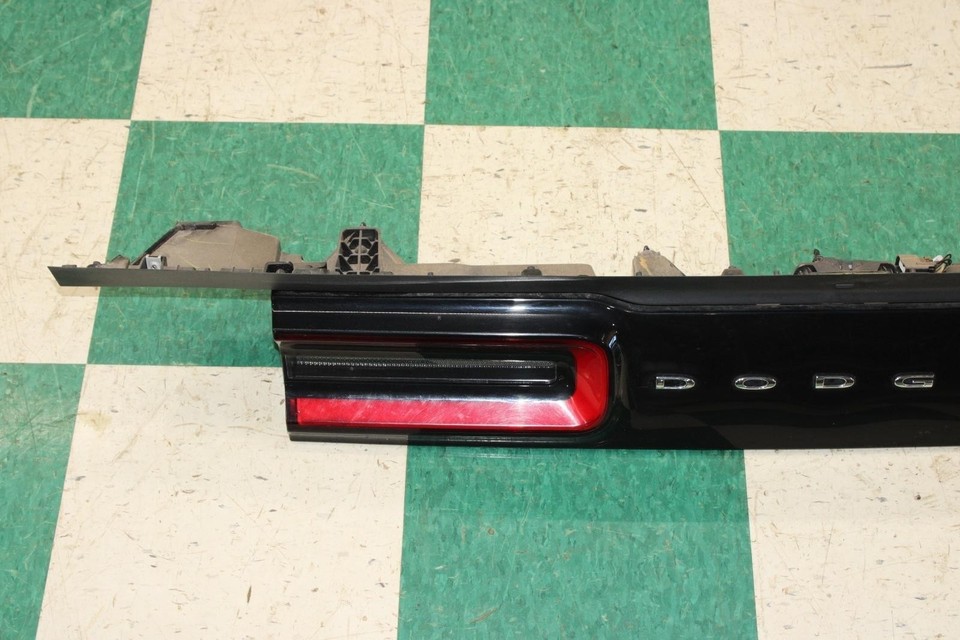 15-23 Challenger Trunk Hatch Center Taillight Tail Light Lamp Lens OEM ...