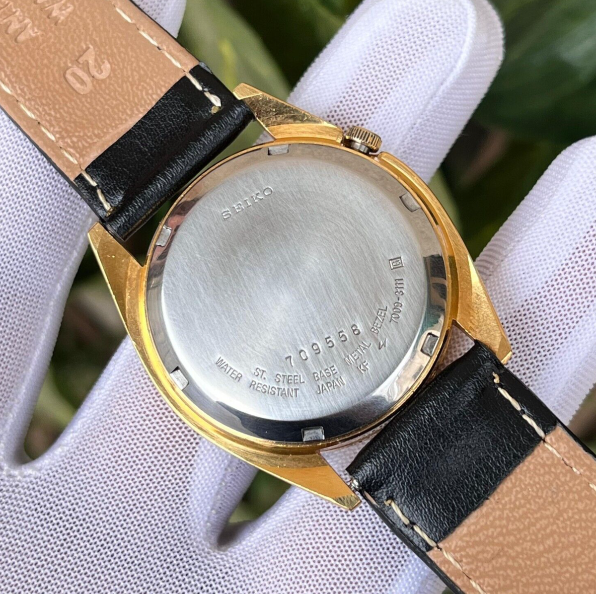 Vintage Seiko 5 Automatic Golden Vintage Seiko 5 Automatic Golden