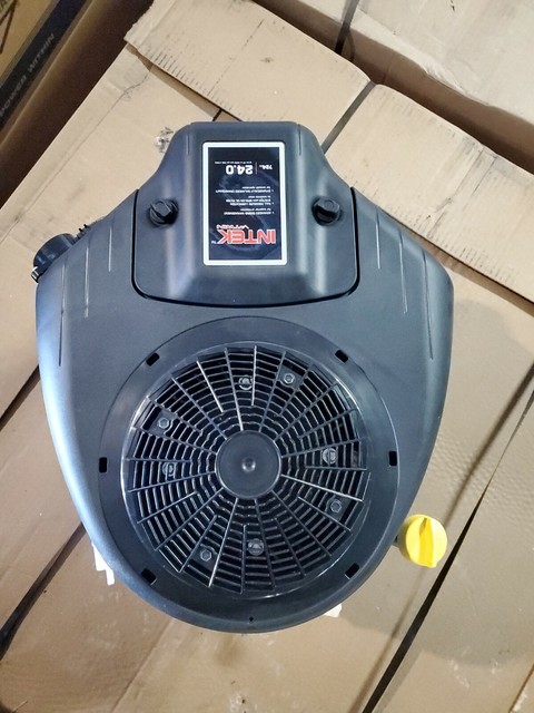 Briggs & Stratton 7-200 Series 20 HP 656cc 1 "x 3-5 / 32" 16 Amp ...