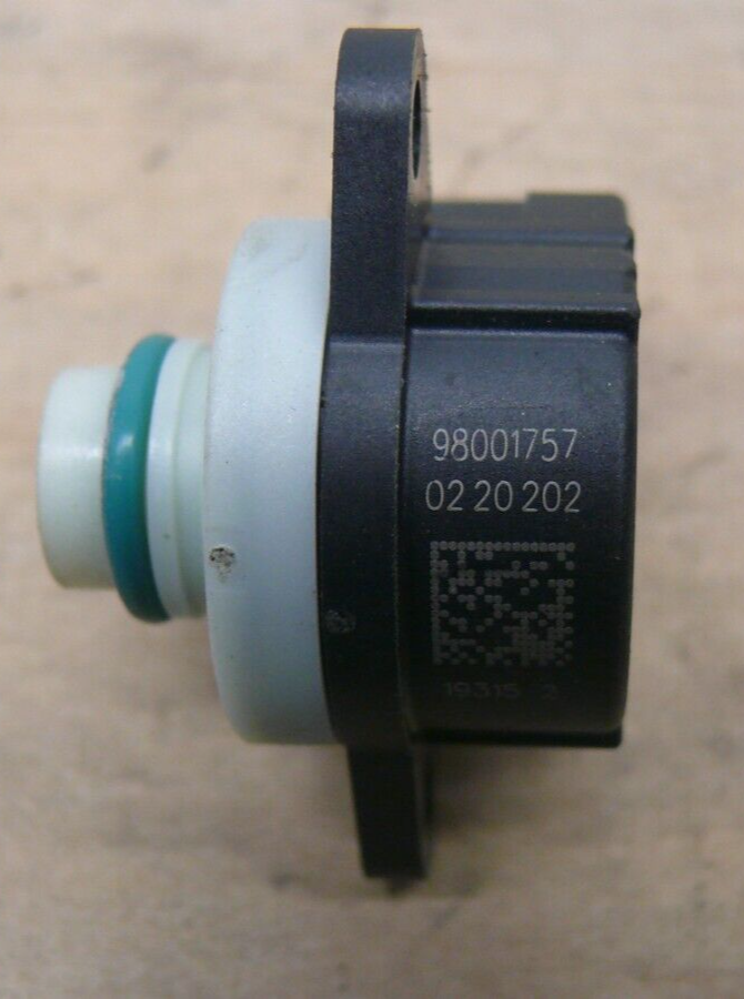 Volvo V90 2020 AdBlue Tank Pressure Sensor 98001757 | eBay