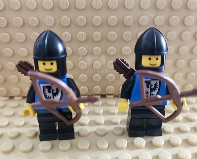 LEGO VINTAGE LOT OF 2 BLACK FALCON KNIGHT MINIFIGURE CASTLE SOLDIERS ...