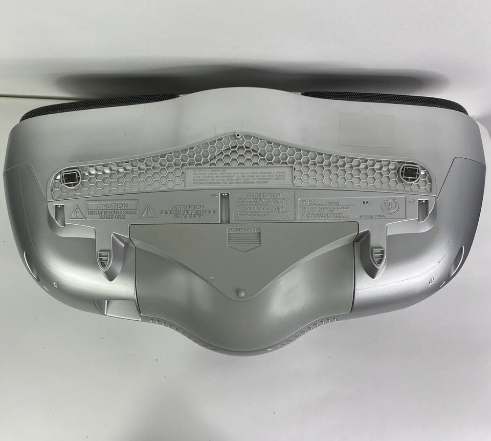 Sony CFD-F10 Dual Acoustic Bass Expansion CD Radio Cassette-corder | eBay