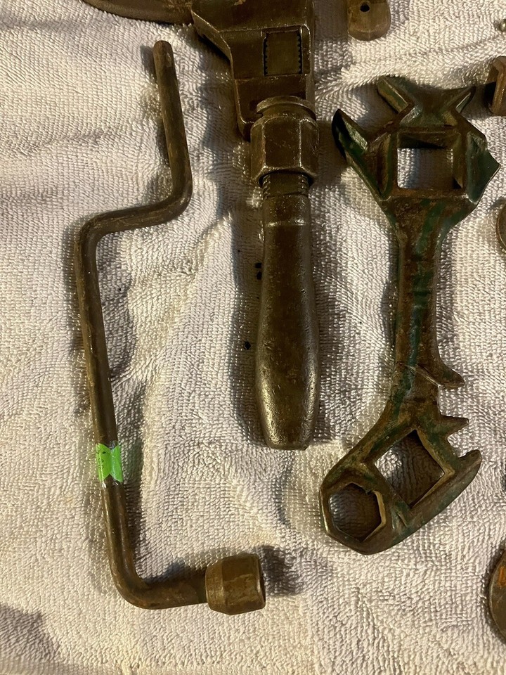 Lot of 14 Antique / Vintage Wrenches & Farm Tool lot Collectible Or ...