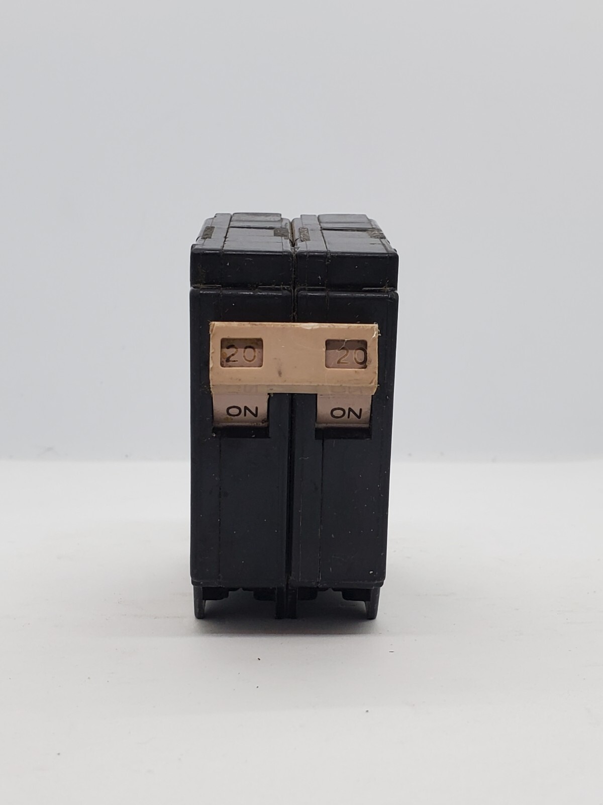 Eaton / Cutler Hammer - CH220, 2 Pole 20A Tan Handle Plug on Breaker | eBay