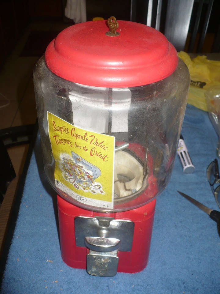 Gumball Machine Oak Acorn 5 cent Lock & Key | eBay