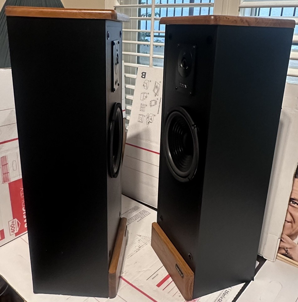 VINTAGE ADVENT PRODIGY LARGE TOWER SPEAKERS ( MADE IN USA! ) - | eBay