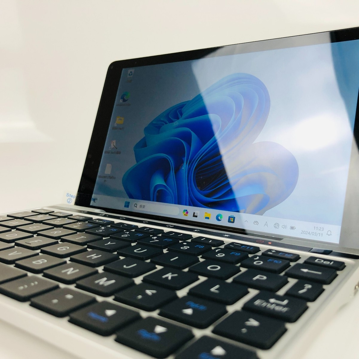 GPD Pocket 2 Intel Core m3-7Y30 Touch Screen 8GB RAM/128GB GPD Pocket 2 Intel Core m3-7Y30 Touch Screen 8GB RAM/128GB
