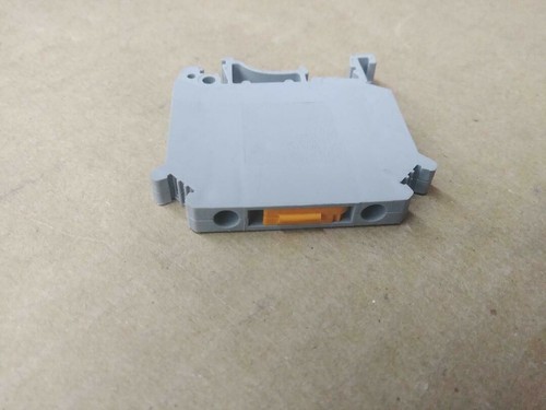 Phoenix Contact 3004032 Knife disconnect terminal block - UK 5-MTK-P/P ...