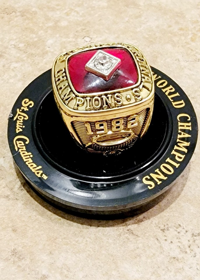 St Louis Cardinals '82 World Series Mystery Replica Ring Ozzie McGee ...