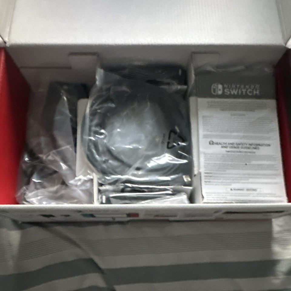 Nintendo Switch Console Neon Red/Blue Joy-Con Detachable Controllers ...