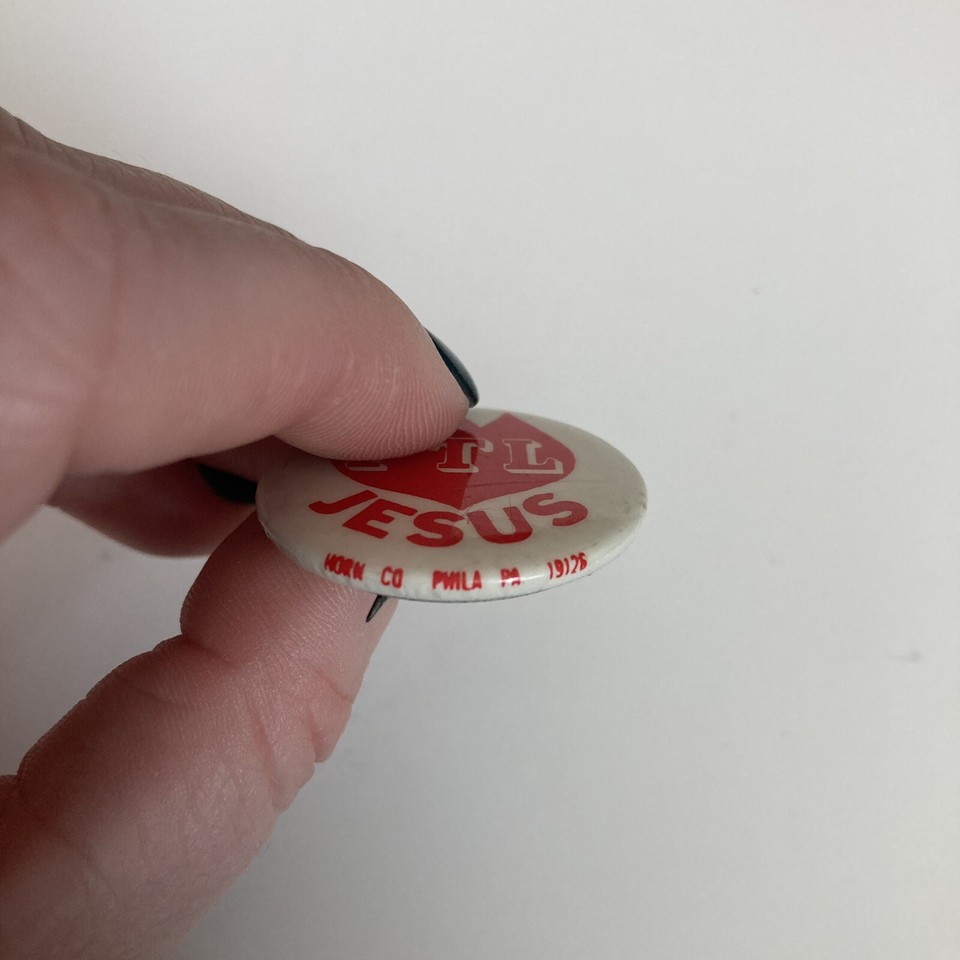 Vintage Round Novelty Pinback Button PTL Red Flame Jesus Praise the ...