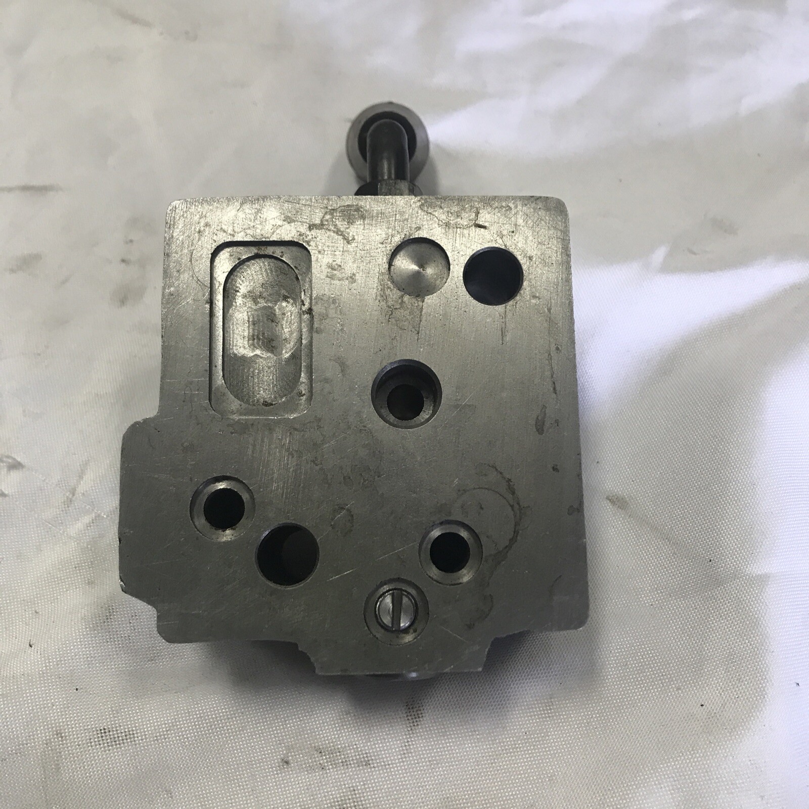 NEW FORD MASSEY FERGUSON TRACTOR 3 WAY HYDRAULIC SELECTOR VALVE 135 165 ...