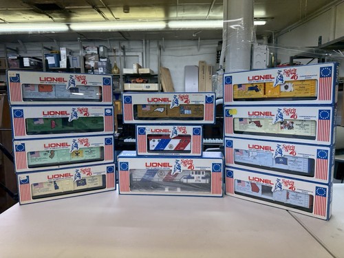 VINTAGE Lionel Spirit Of 76 Train Set - Engine And Caboose - 9 Cars ...