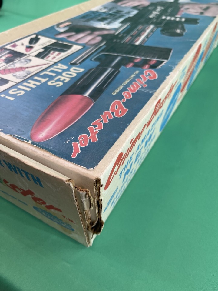 1965 Topper Crime Buster "Super Action Police Gun" toy! VERY NEAR NOS ...