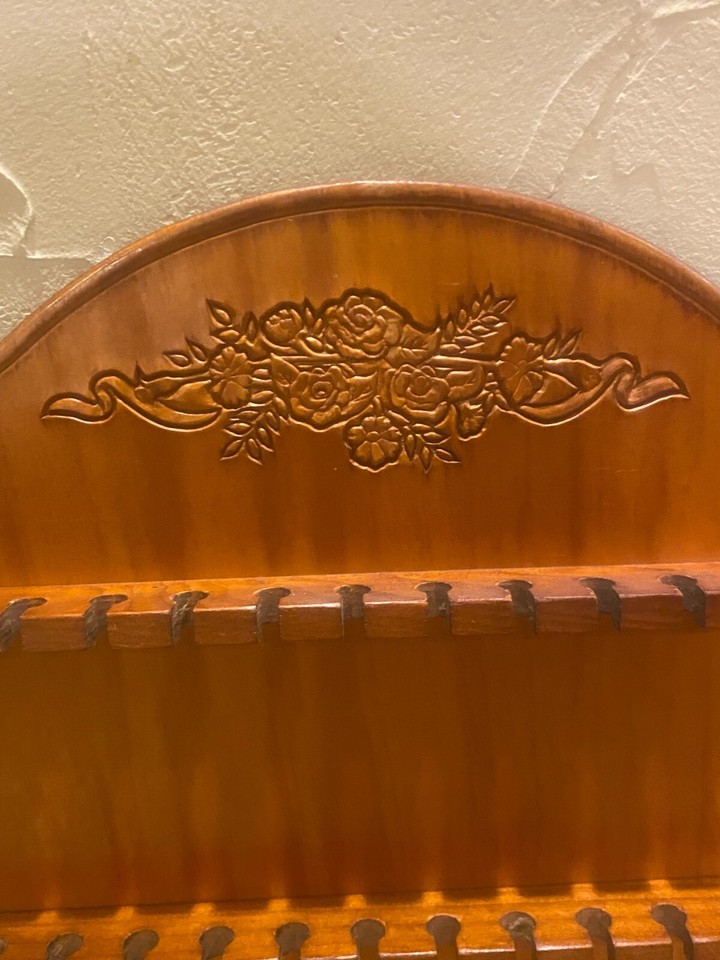 Vintage Wood 64 Souvenir Spoon Collector Wall Rack Display Holder ...