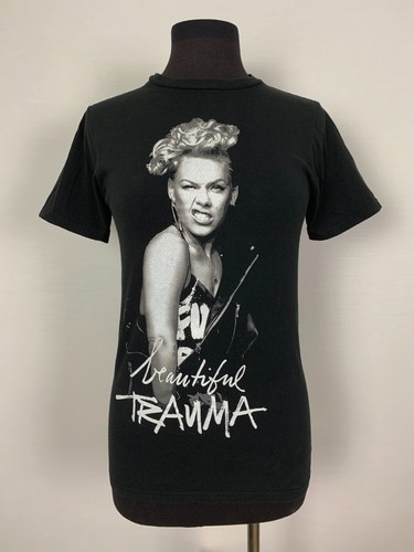 Official Pink Beautiful Trauma World Tour 2018 Womens Band T-Shirt ...
