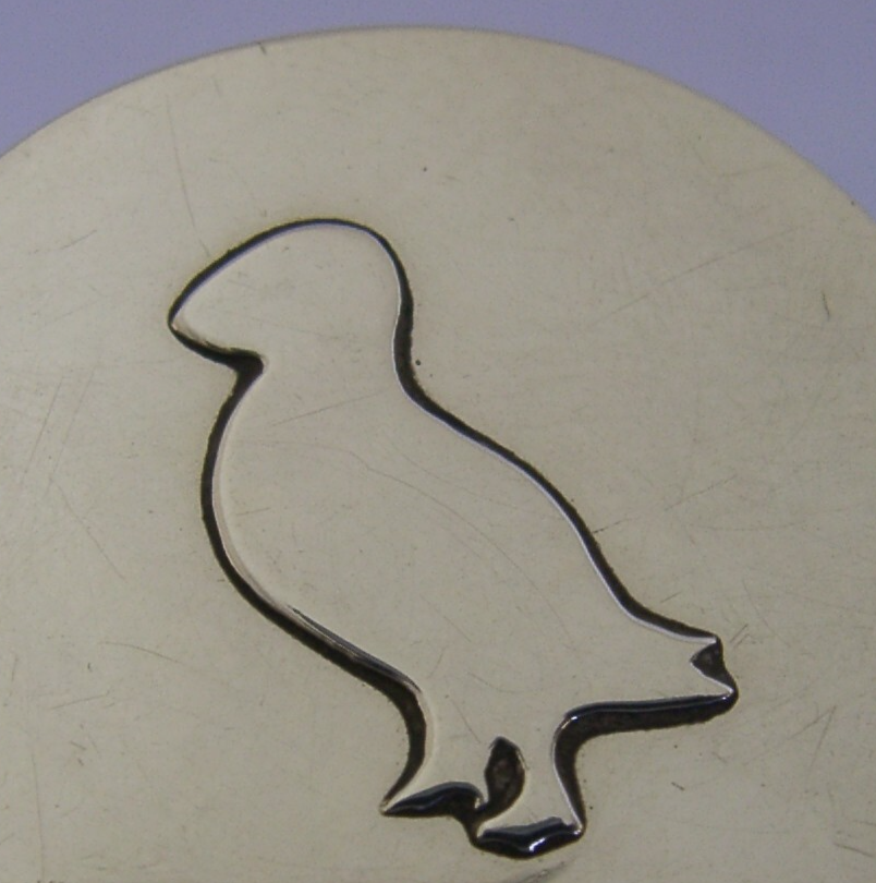 SCOTTISH SOLID STERLING SILVER PUFFIN BIRD BOX 1989 BIRDS ANIMAL 28g ...