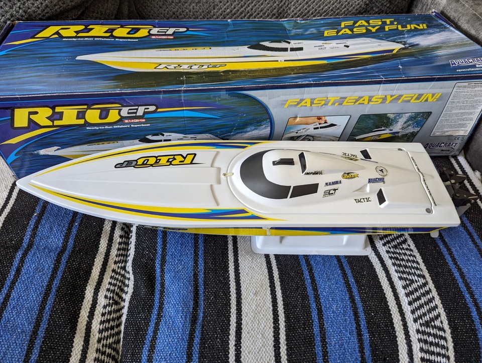 Aquacraft Rio EP RC Boat With Original Box NO RECEIVER/CONTROLLER | eBay