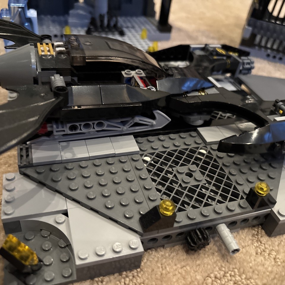 LEGO Batman 2006 The Batcave 7783 Bat-Computer No Minifigures! | eBay