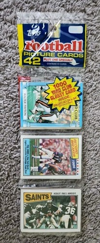 1987 Topps Football Rack Pack featuring Walter Payton And Phil Simms On ...