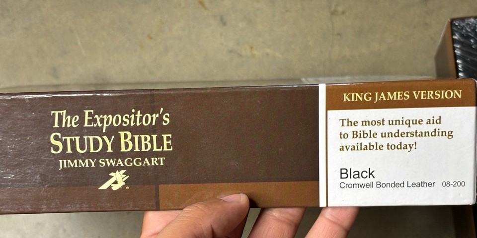 New The Expositor's Study Bible Jimmy Swaggart Bonded Leather King ...