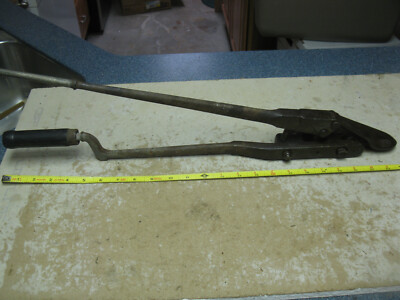 Strapping Machines - Acme Banding