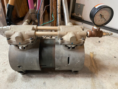 Vacuum - Thomas Compressor Vacuum Pump