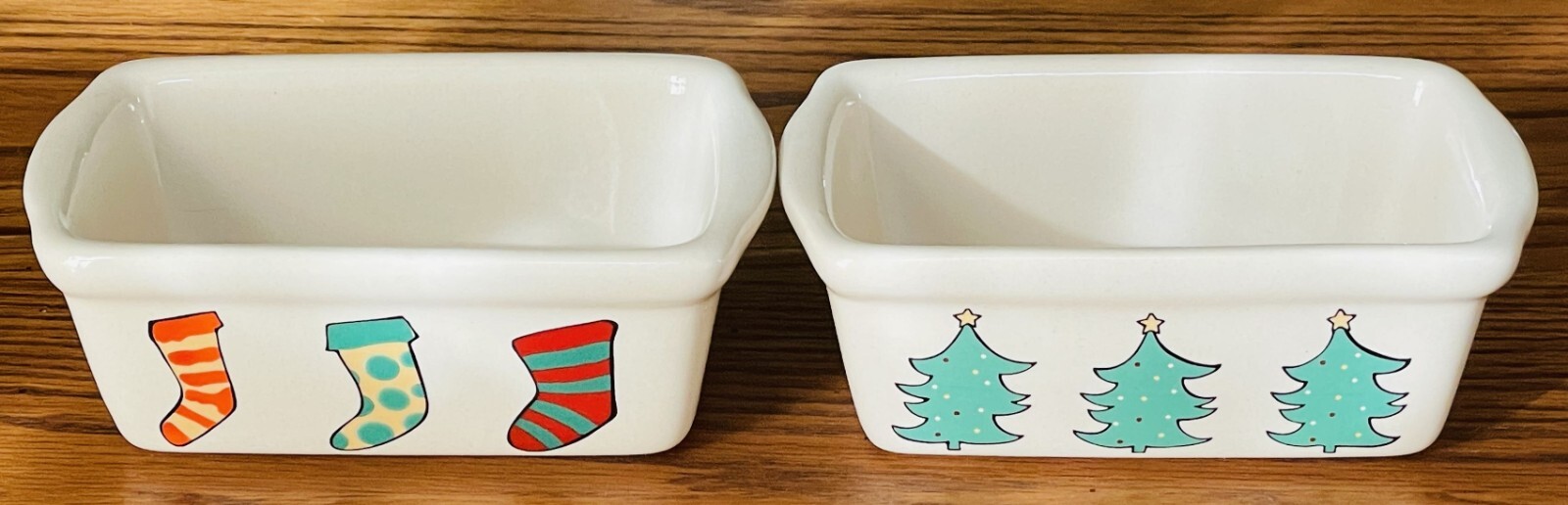 2 CHRISTMAS CERAMIC MINI HOLIDAY LOAF PANS TREES & STOCKINGS Cooking ...