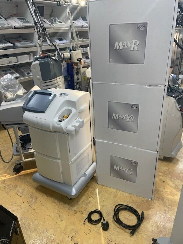 Palomar Icon Cynosure Icon IPL Laser LOW SHOT COUNT | eBay
