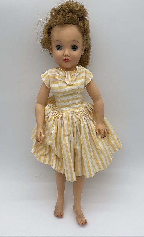 Assorted Multicolor Collectible Beautiful Fashion Doll Lot With Clothes ...