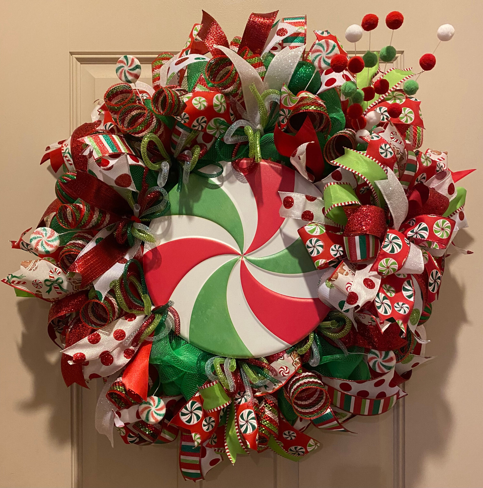 Christmas wreath,Peppermint wreath,Christmas decor,Oversized Peppermint ...