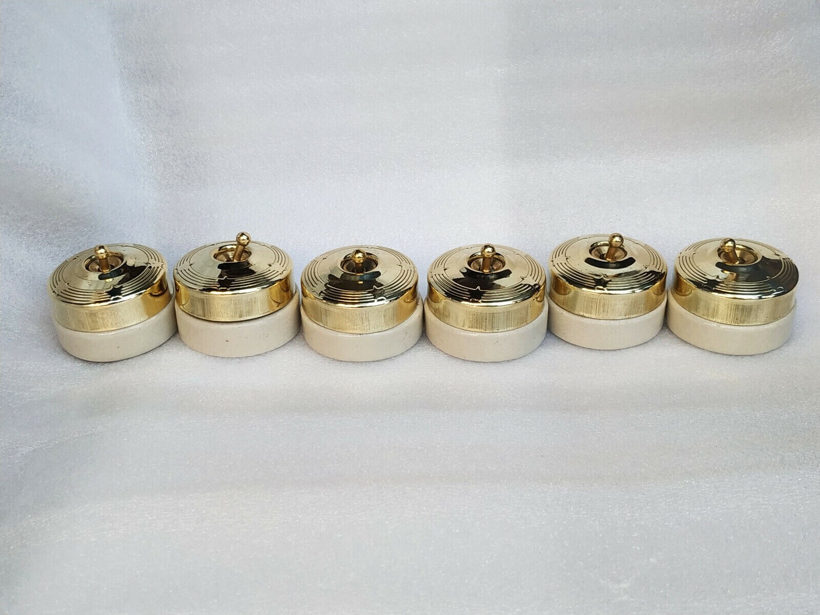 VINTAGE BRASS AND CERAMIC ELECTRIC SWITCH BUTTON STAR DESIGN 1 WAY HOME ...