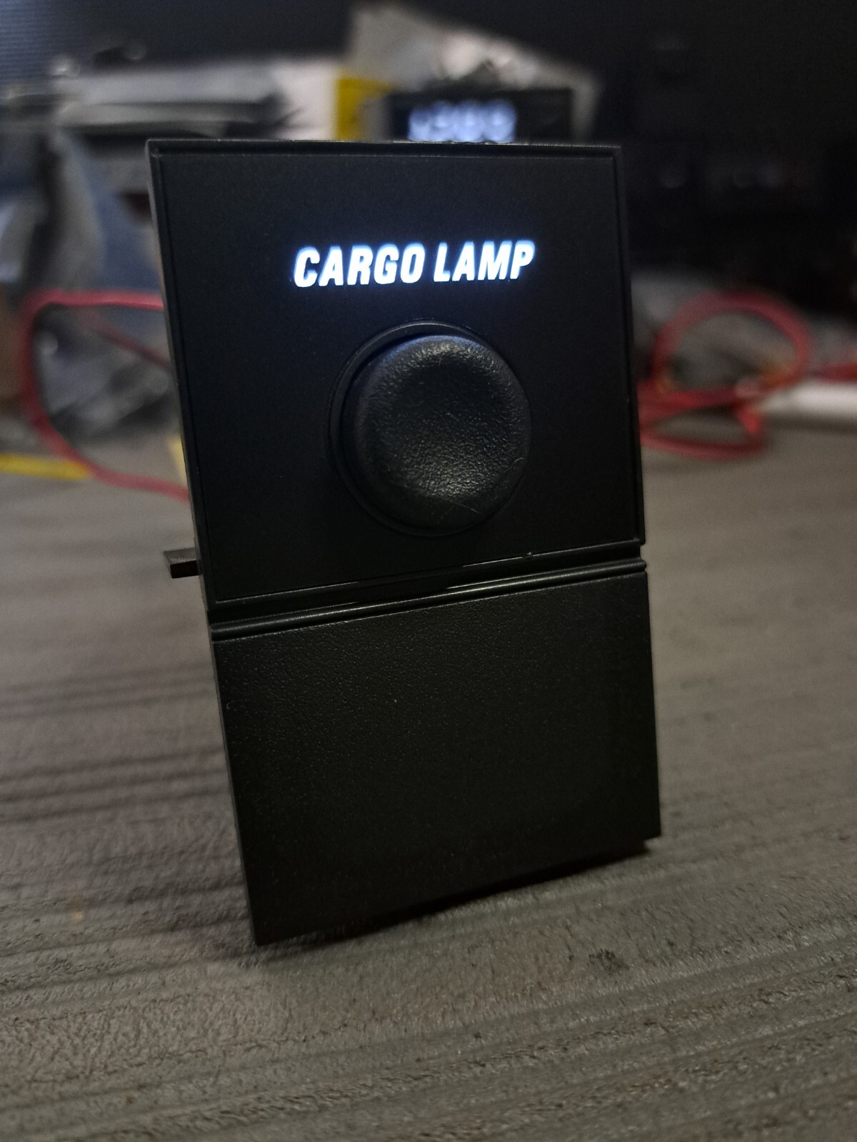 2003-2006 Silverado Sierra OEM Cargo Lamp Switch (White Led / New ...