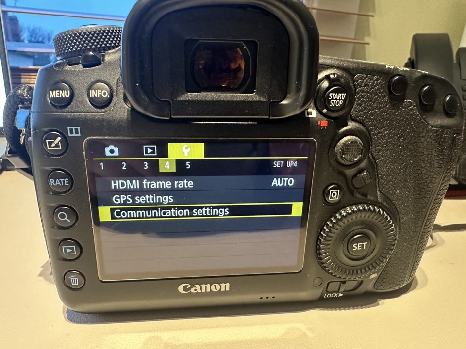 Canon EOS 5D Mark IV EF 24-105mm f/4L Camera Lens Kit USM PERFECT ...