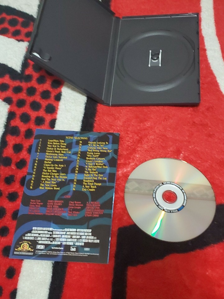 Disturbing Behavior (1998, DVD, good condition, w/insert) RARE Out Of ...