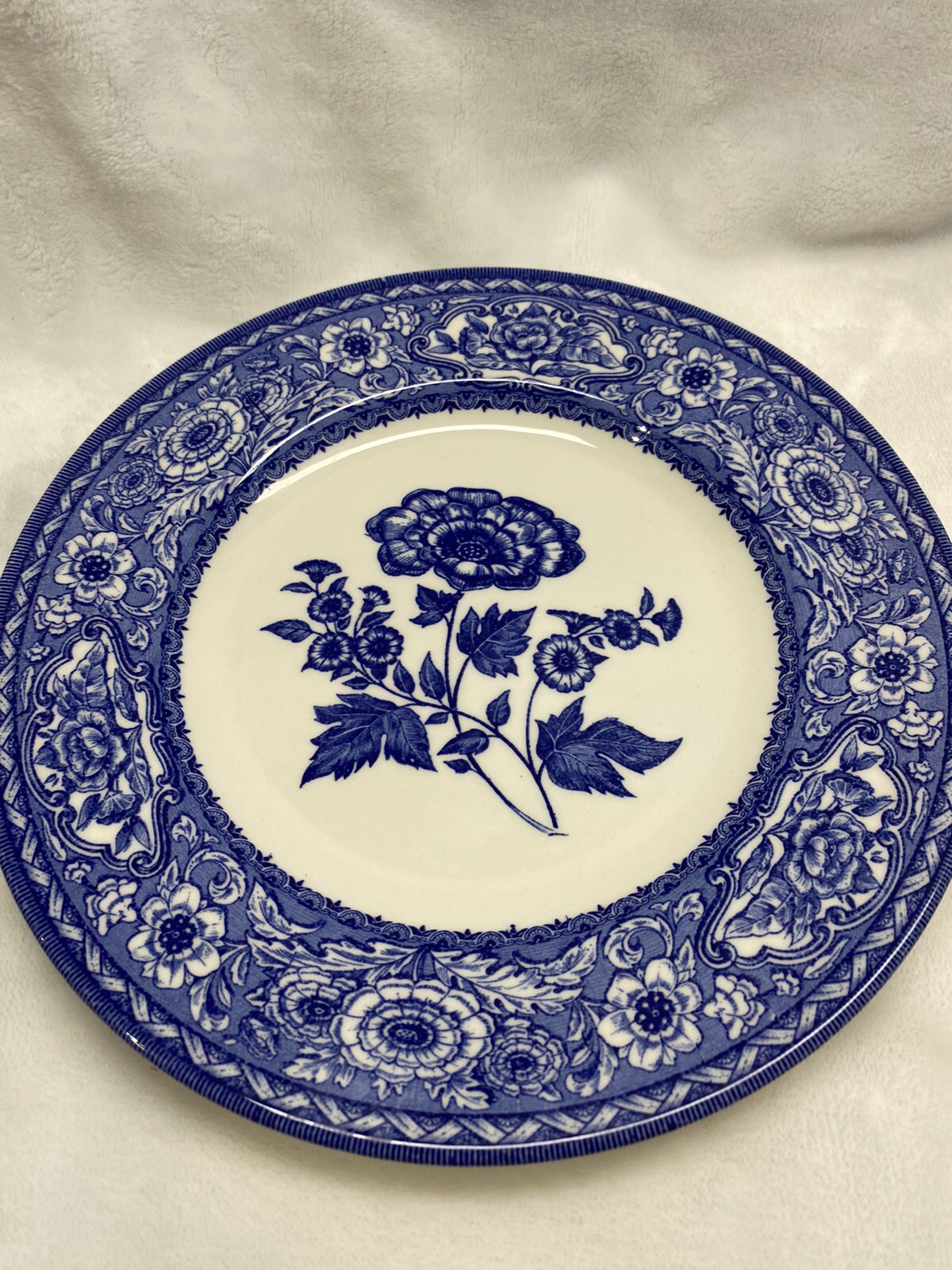 Rosemont Blue QUEEN'S 8.5" Plate ~Fine Earthenware~Blue & White | eBay