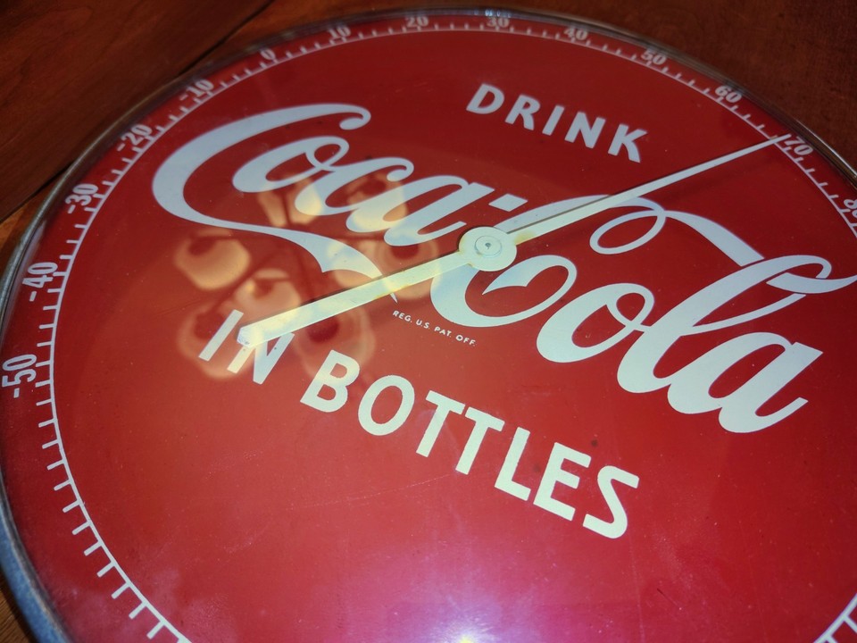 Vintage Drink Coca Cola In Bottles Coke thermometer round, 495 A, Clean ...