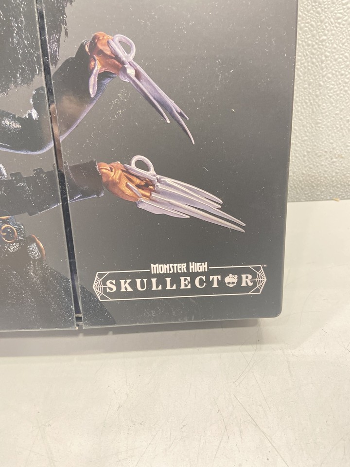 Mattel Monster High Skullector Edward Scissorhands | eBay