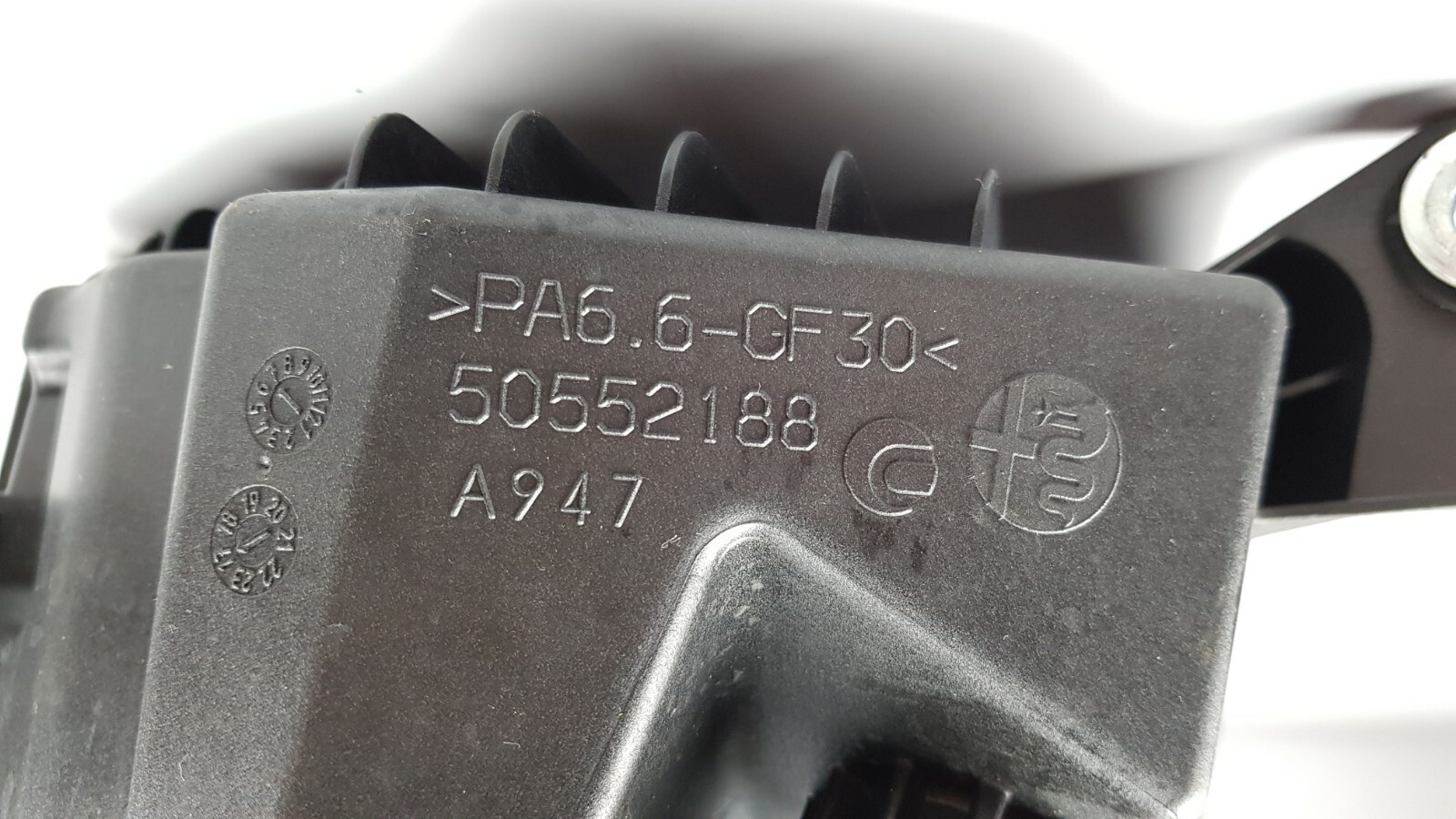 ALFA ROMEO STELVIO 2.2D GENUINE AIR DUCT RESONATOR BOX 50552188 | eBay
